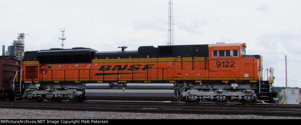 BNSF 9122
